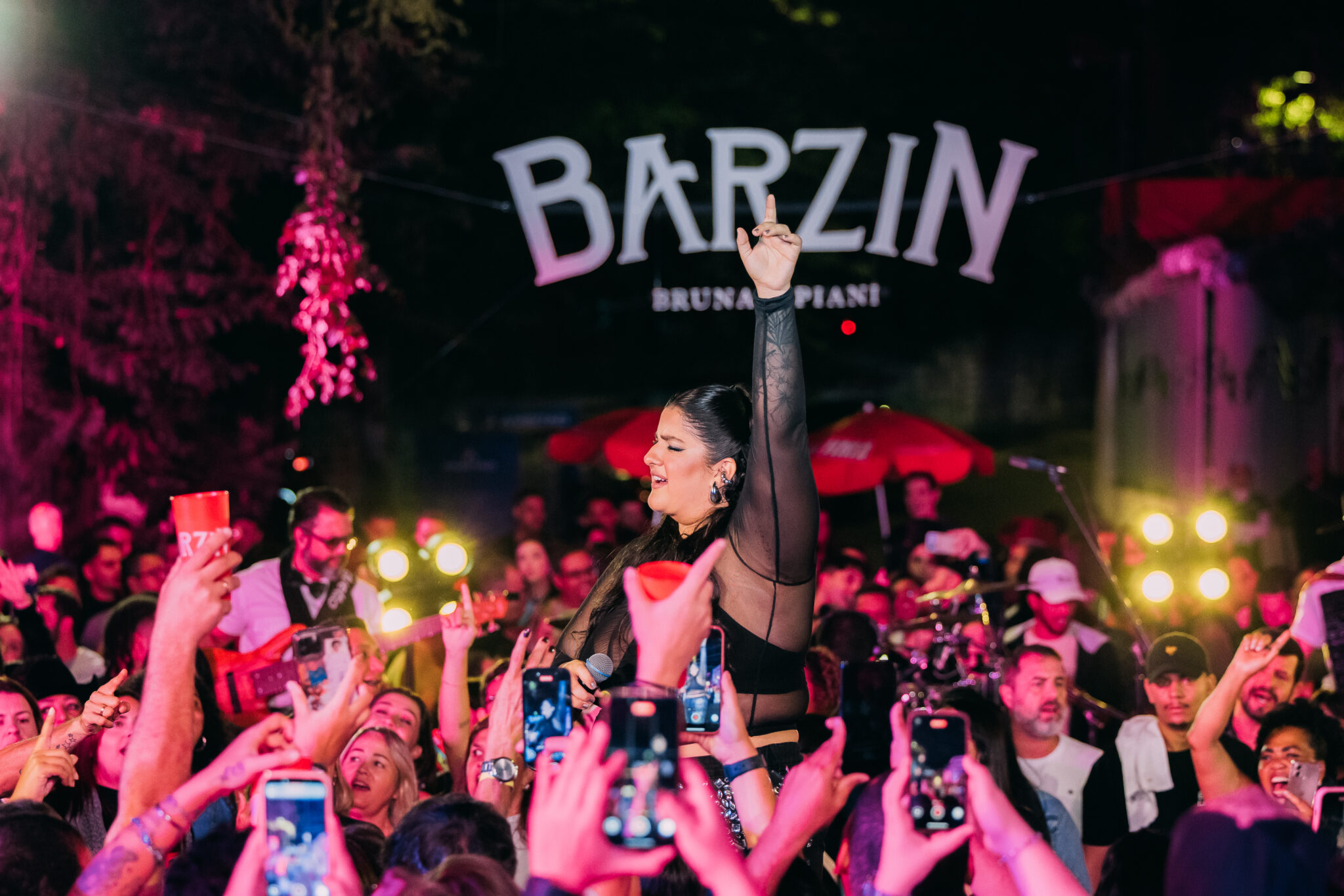 Bruna Lipiani lança EP 2 do DVD “Barzin” com foco em “Porteira Fechada ...
